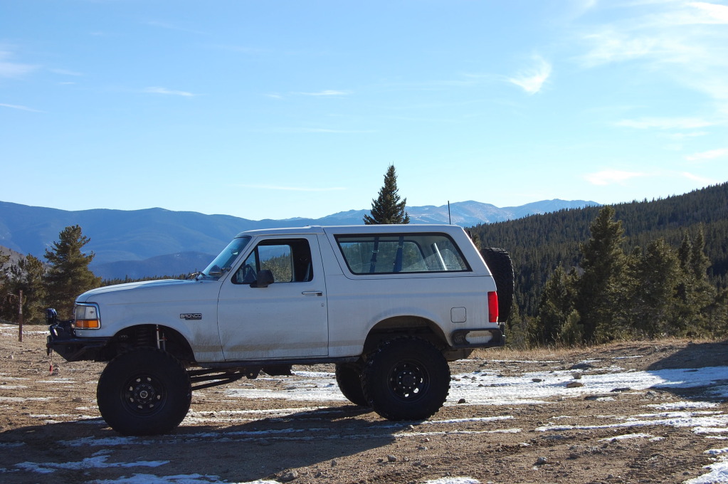 1994 Bronco Solid Axle, ARB's, Custom Bumpers, 37's + | Pirate 4x4