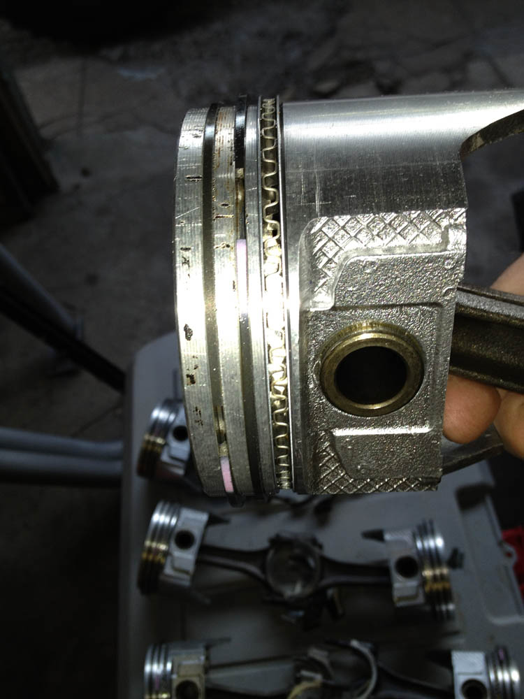 Cylinder wall scoring.. bad news? | ClassicBroncos.com Forum